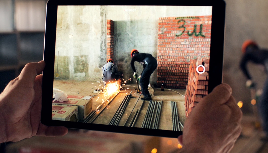 3 reasons why you should follow Hilti on LinkedIn